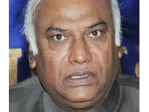 Kharge open to being CM