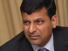 Rajan visits alma mater, recalls his days as student