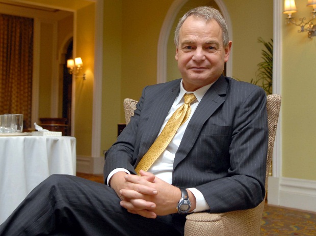 Allow individual firms to use full IFRS if they wish to: Hans ...