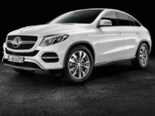 Daimler launches Mercedez-Benz Super High Deck coach | Company News ...