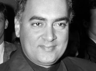 Rajiv Gandhi backed Chandra Shekhar over Pranab Mukherjee as PM