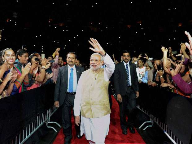 Apolitical crowd at Modi's political event | Modi on 4-day visit to US ...