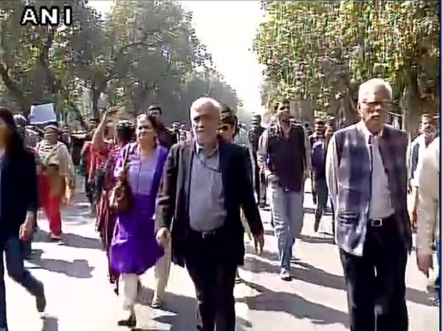 Journalists march to protest attack at Delhi court, slam police inaction