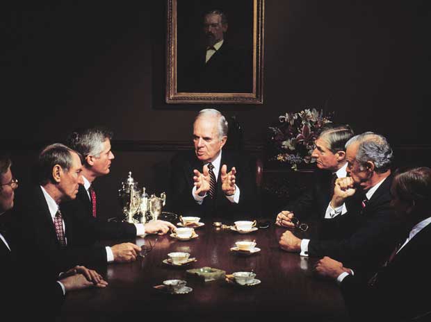 Senior management teams barely using data for decision-making ...