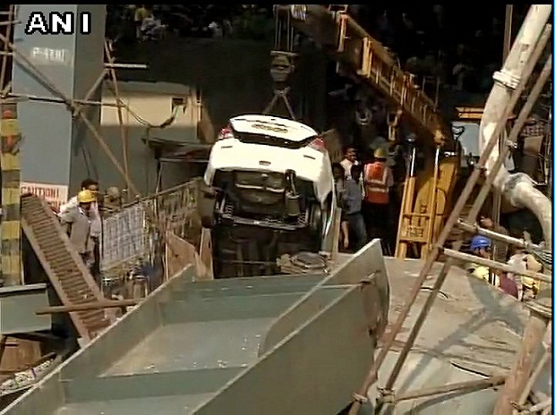 Flyover collapses in India