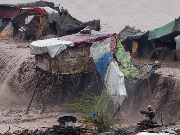 Cloudburst triggers flash floods in J-K's Doda, cause damage to vehicles