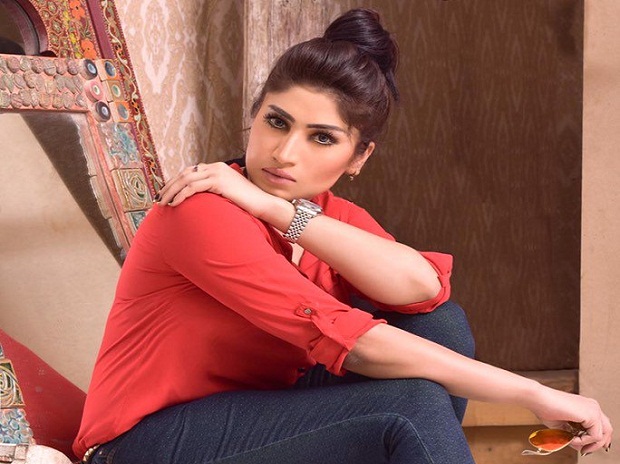 Qandeel Baloch's death takes Twitter by storm, Pakistan sees mixed ...