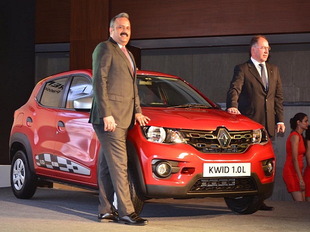 Renault launches Kwid 1L at Rs 3.82 lakh | Company News - Business Standard