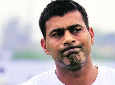 Cricketer Praveen Kumar starts new innings as SP politician
