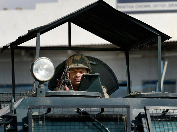 J&K police to install computer chips in weapons