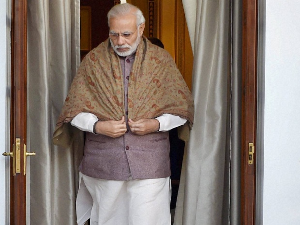 PM Modi salutes courage of soldiers on Army Day