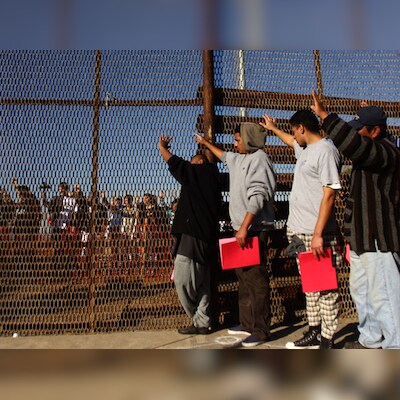 US firm helping immigrants in detention to pay over $811 mn in lawsuit ...