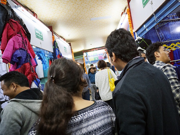 V-Bazaar eyes Rs 500-cr revenue by 2020 | Business Standard News