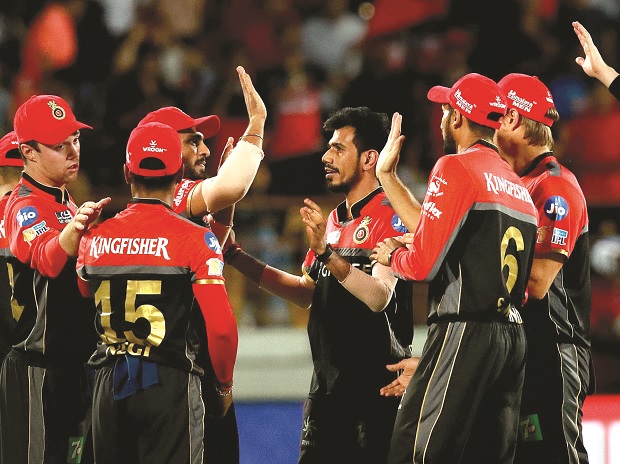 IPL draws a huge audience, breaks past records | Business Standard News