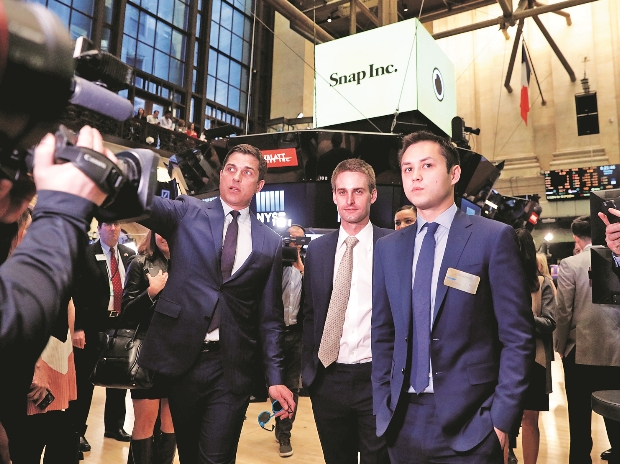Snapchat CEO takes a dig at Facebook and Twitter, reveals design ...