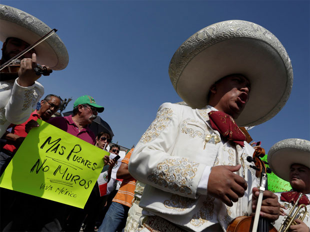 Before Trump - the perfect fascist, Mexicans really liked the US ...
