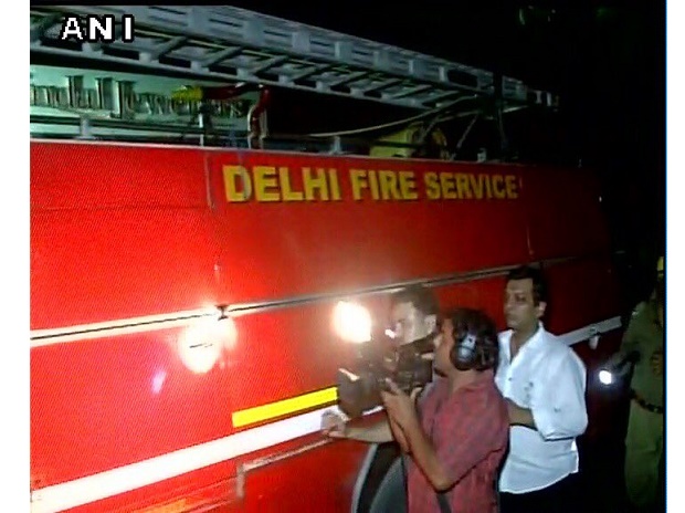 Fire breaks out at 10-storeyed building in Delhi's Pitampura, 100 rescued