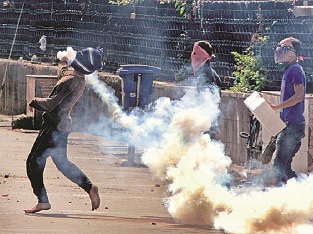 952 cases of communal, religious rioting in 2018-19: Government ...