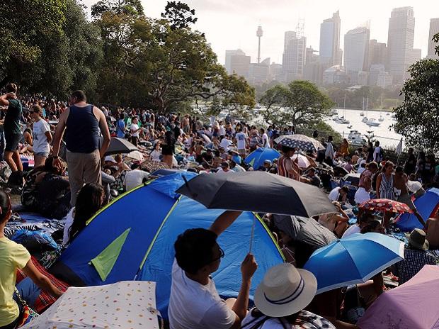 Sydney extravaganza to kick off New Year celebrations around the globe