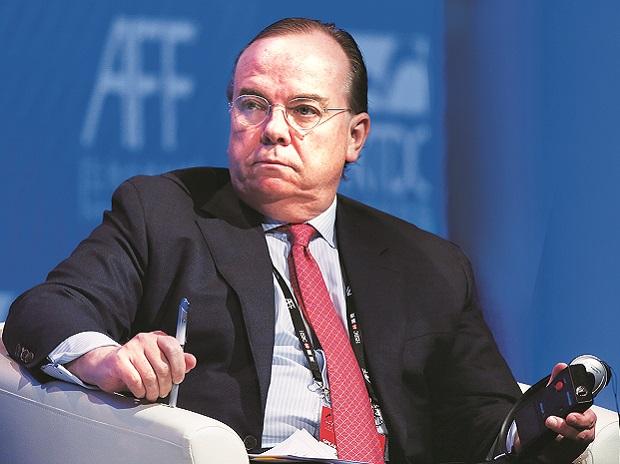 HSBC chief Stuart Gulliver ends seven-year stint; shares fall over 2% ...