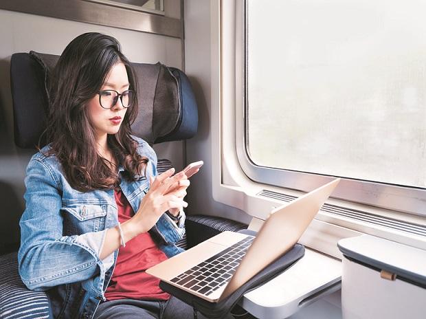 In China's booming tech scene, women battle conservative values