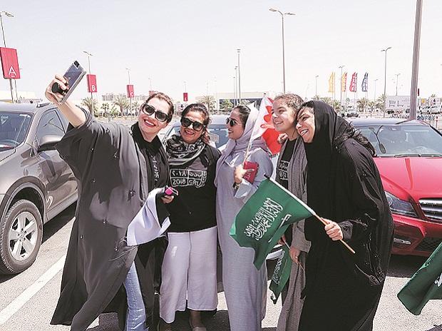 Saudi allows women to get passports, go abroad without male guardian's ...