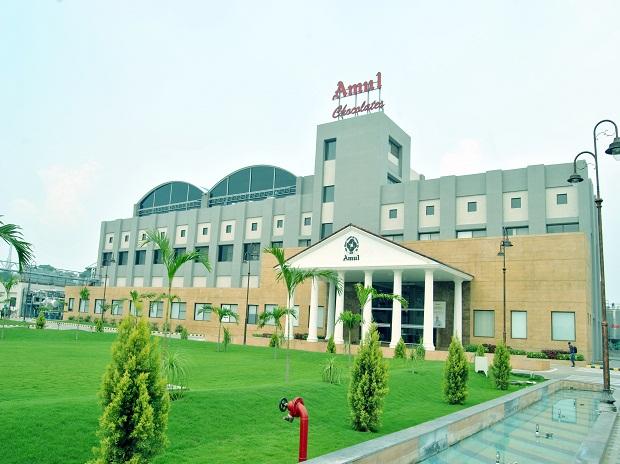 Amul's chocolate story through its new state-of-the-art factory in ...