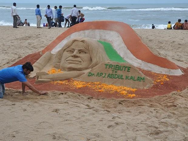 Remembering Dr APJ Abdul Kalam: Lesser known facts about the 'Missile Man'