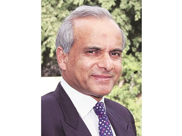 Vikram Singh Mehta steps down as independent director of Jet Airways ...