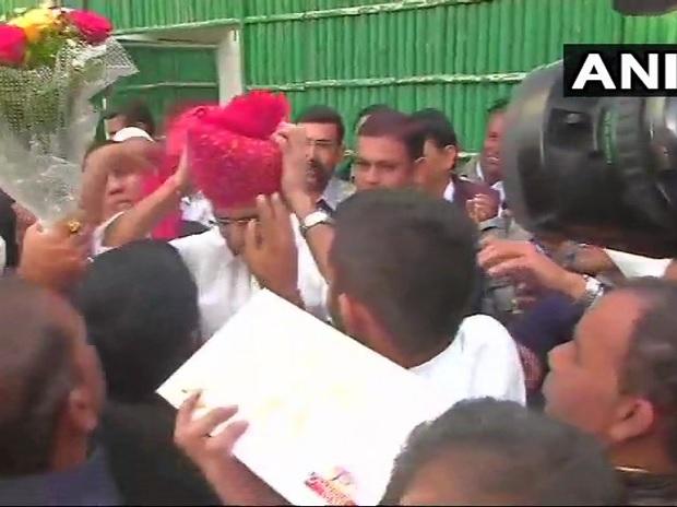 'Safa' and sound: Sachin Pilot keeps his Congress promise, wears a turban