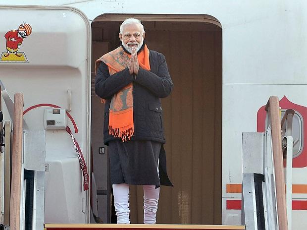 PM Modi visits National Cemetary in Seoul, pays homage to Korean martyrs