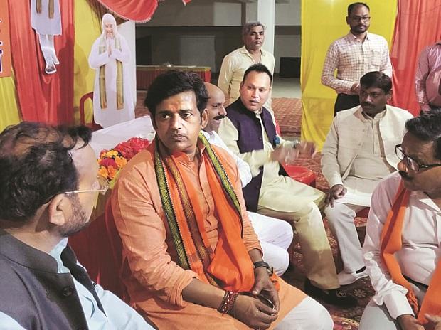 Actor-BJP MP Ravi Kishan to introduce Population Control bill in Lok Sabha