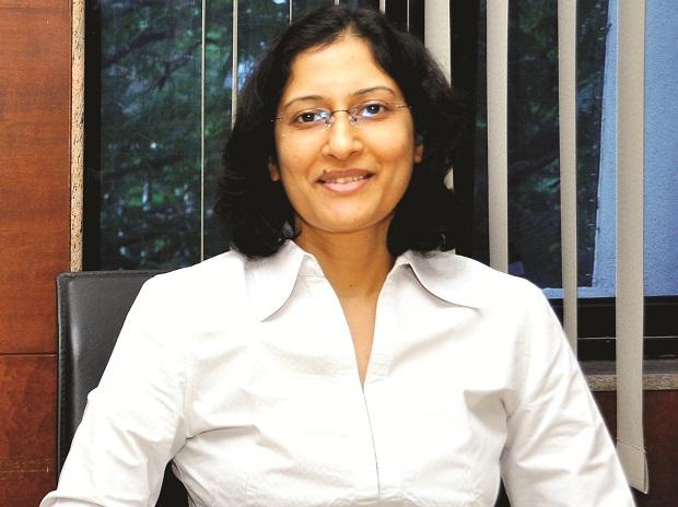 Top fund manager Roshi Jain quits HDFC AMC after four-year stint ...