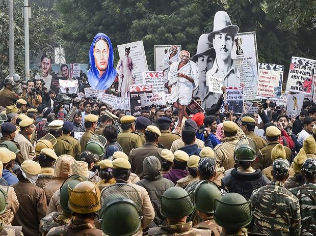 UP human rights panel issues notice to state govt over CAA protests ...