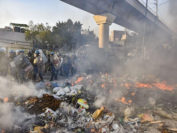 Delhi violence: Hindus, Muslims of Yamuna Vihar unite against communal ...