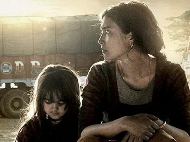 Homeward bound - cinematic take on the invisible lives of migrant ...