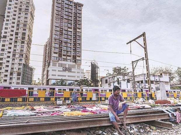 India coronavirus dispatch: Temporary troubles or a crumbling world ...