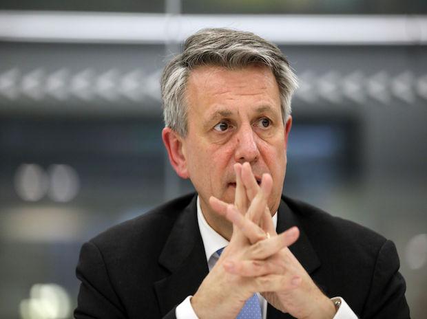 Shell to accelerate emissions cuts after Dutch court ruling, says CEO ...