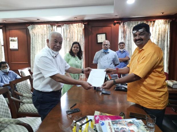 Former Goa CM Luizinho Faleiro resigns as Cong MLA, likely to join TMC ...