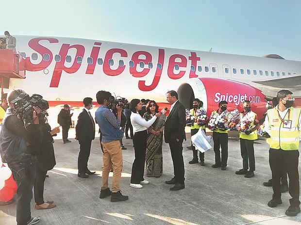 SpiceJet's Boeing 737 MAX takes off again after 2.5 years of being ...