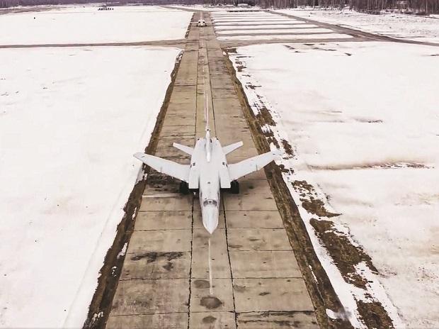 Russia continues to build up forces along the border with Ukraine: US ...