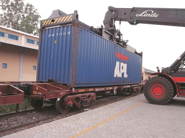 Railways reduces discounts on haulage charges for container movement ...