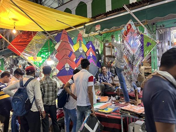 Kai po che: All you need to know about ongoing Ahmedabad Kite festival ...