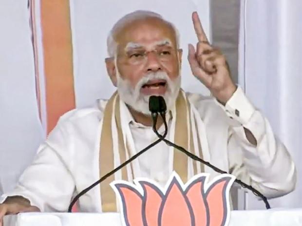 PM Modi pays tributes to Vinoba Bhave, recalls Swami Vivekananda's ...