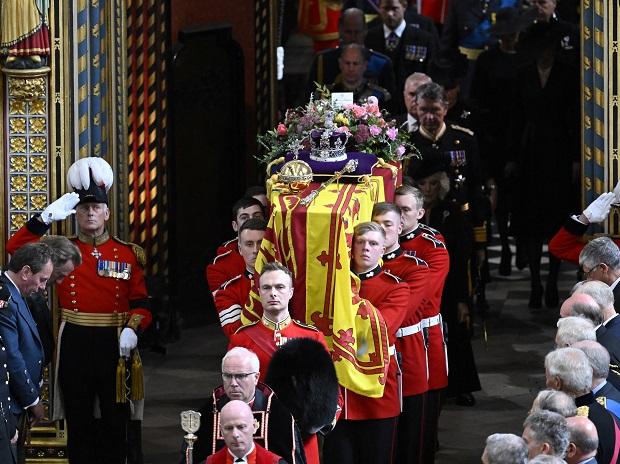 UK and world bid final farewell to Queen Elizabeth II at historic ...
