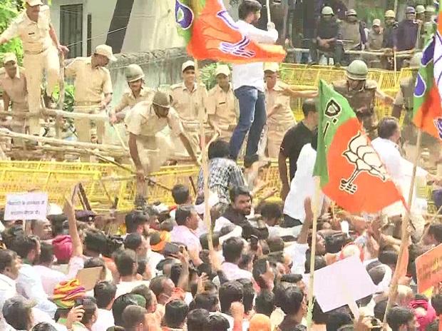 Big BJP protest in Jaipur over cattle deaths due to lumpy skin disease