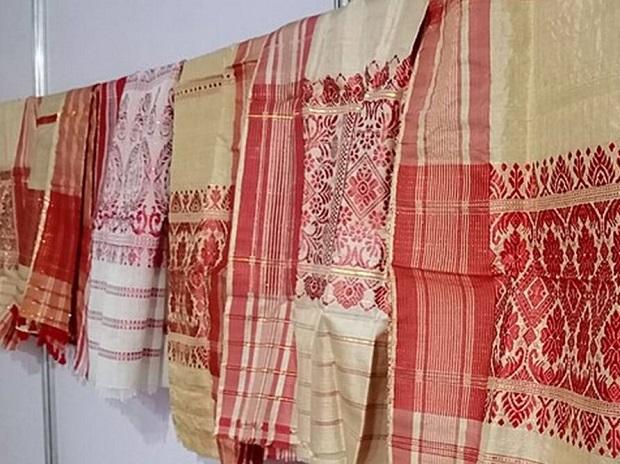 Assam's Gamosa, Telangana's Tandur Redgram, Ladakh's apricot get GI tag