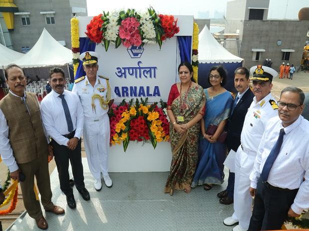 Indigenously built INS Arnala touches the waters of Bay of Bengal ...