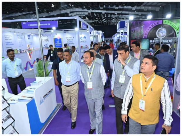 Industries minister inaugurates Himachal Pavilion at Pharma Live Expo