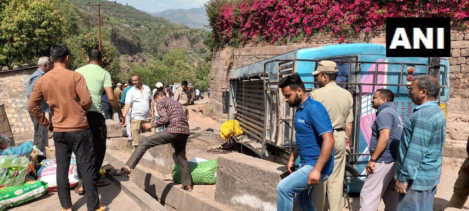 Over 27 passengers injured after mini-bus overturns in Jammu's Udhampur ...